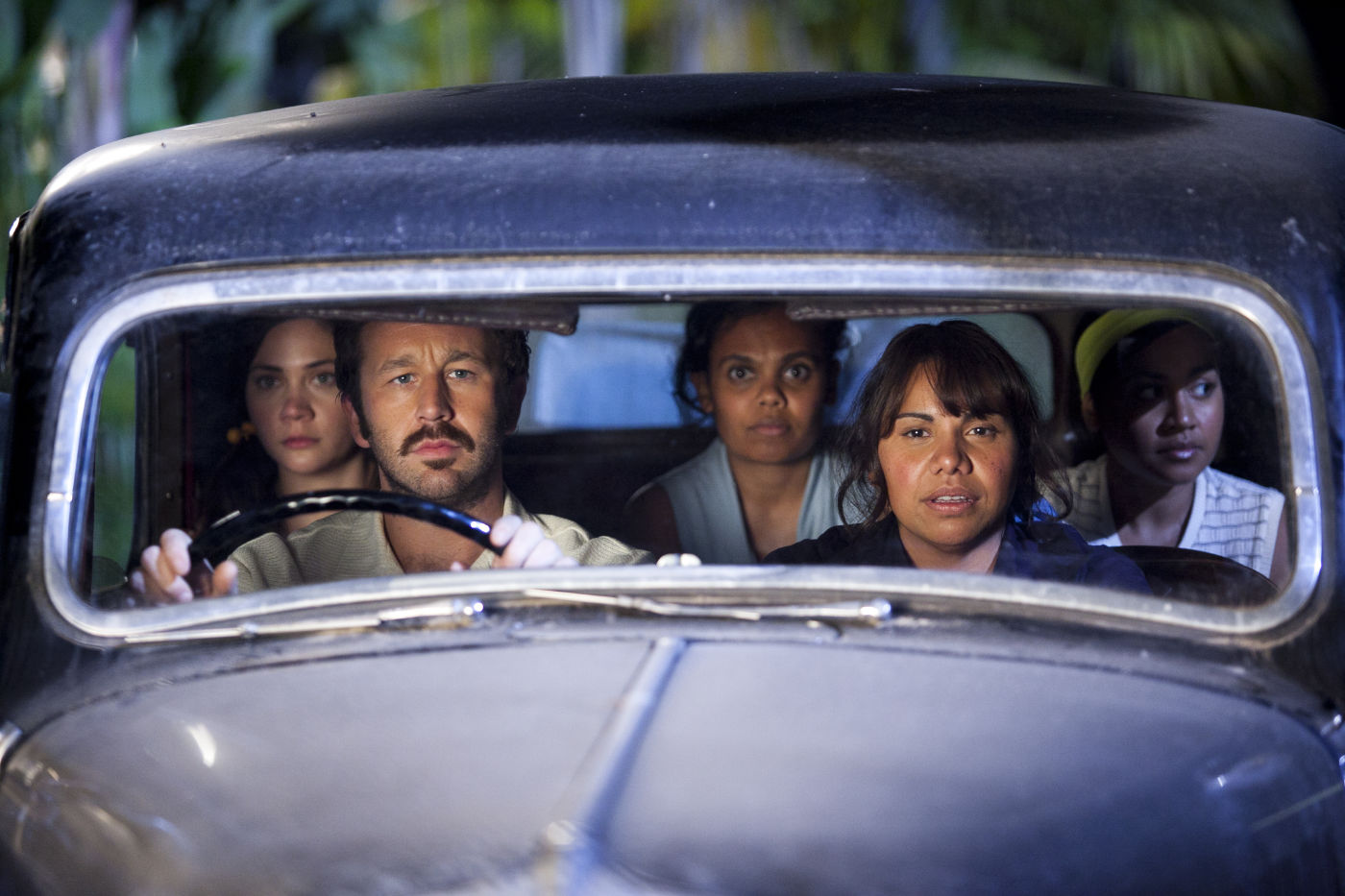 Review Film The Sapphires di Kedubes Australia - Lets Talk About Money